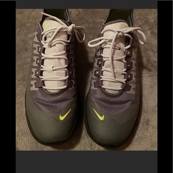 Nike | Shoes | Pre Owned Nike Air Max | Poshmark